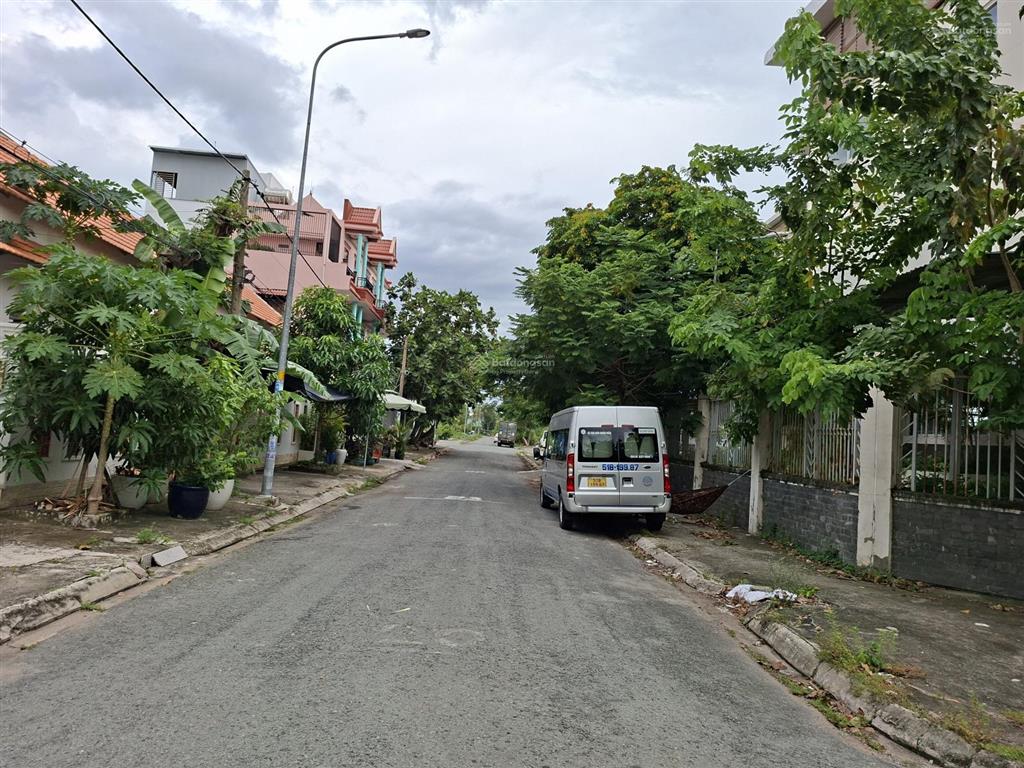 Cần bán đất thổ cư hẻm 12m 526 nguyễn văn tạo