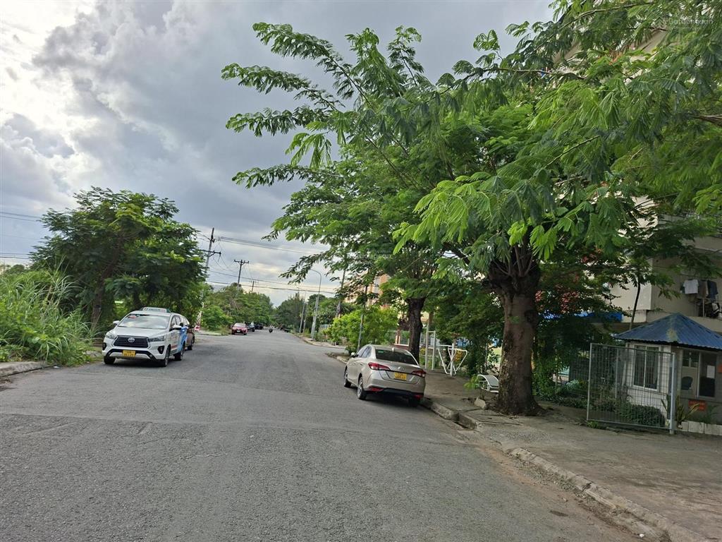 Cần bán đất thổ cư hẻm 12m 526 nguyễn văn tạo