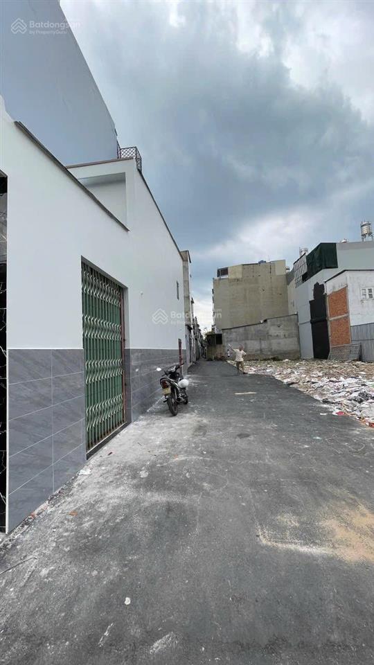 Bán đất 2 mặt tiền hẻm trước sau 5m hương lộ 2 dt 5.2x12m, giá 4.8 tỷ