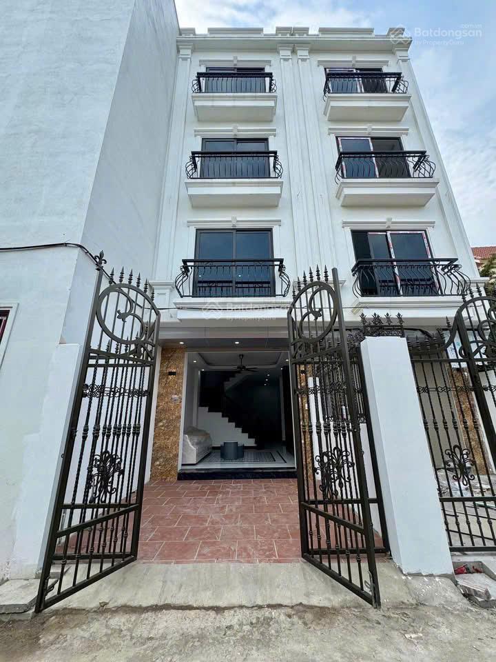 Chính chủ gửi bán nhà tiên phương, chương mỹ 50m2 4 tầng gần ngay chợ ...