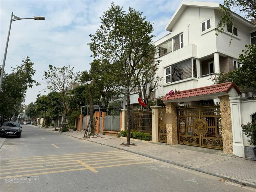 Căn duy nhất mt 6,5m dt 110m2, đường 18m nhìn biệt thự , vị trí đẹp kđt ...