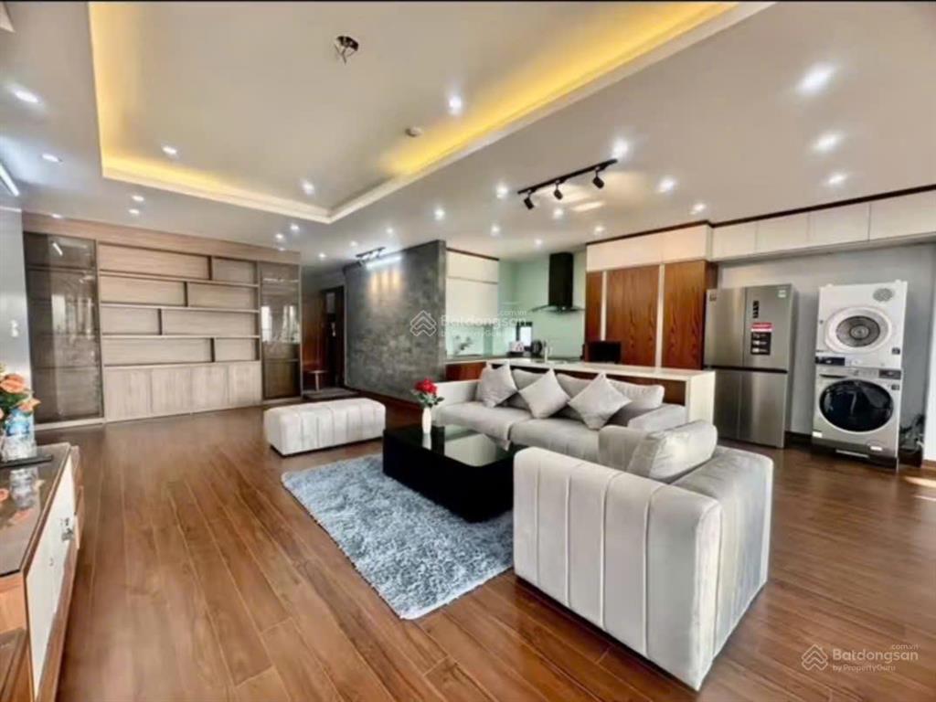 Gia đình bán tòa nhà 8 tầng phố đi bộ trịnh công sơn, s 194 m2,mt 7.5m ...