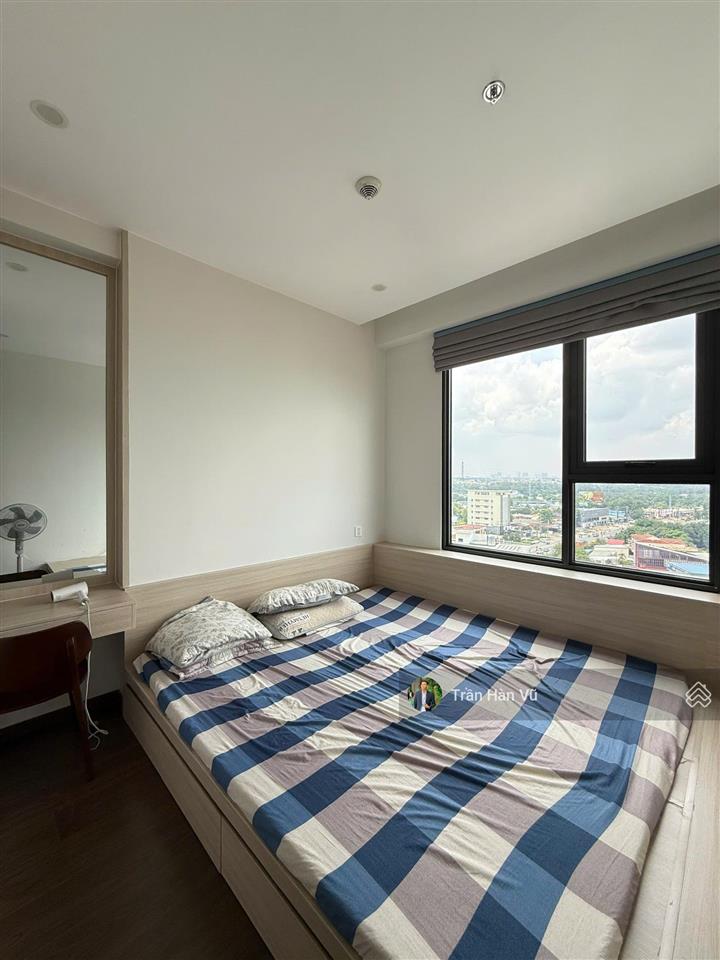 Chính chủ bán nhanh căn hộ 2pn góc full nội thất giá cạnh tranh cc the ...