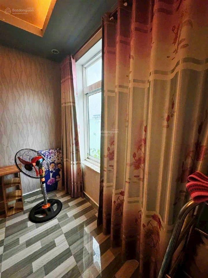 Nhà chính chủ 3 lầu btct hẻm 4m lô nhì đường mai văn vĩnh tân quy 4*12.5nhỉnh 5t tl