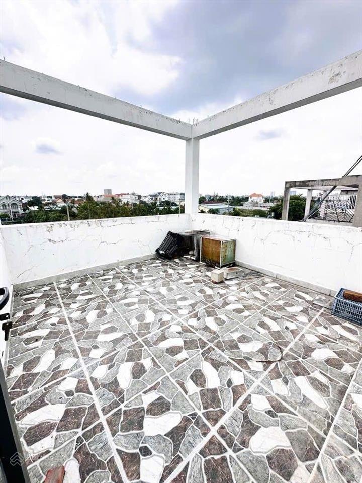 Bán nhà 4 tầng, hẻm ôtô vào tận nhà đường tl41, phường thạnh lộc, q12,dt 53m(4x14), giá 5,3tỷ