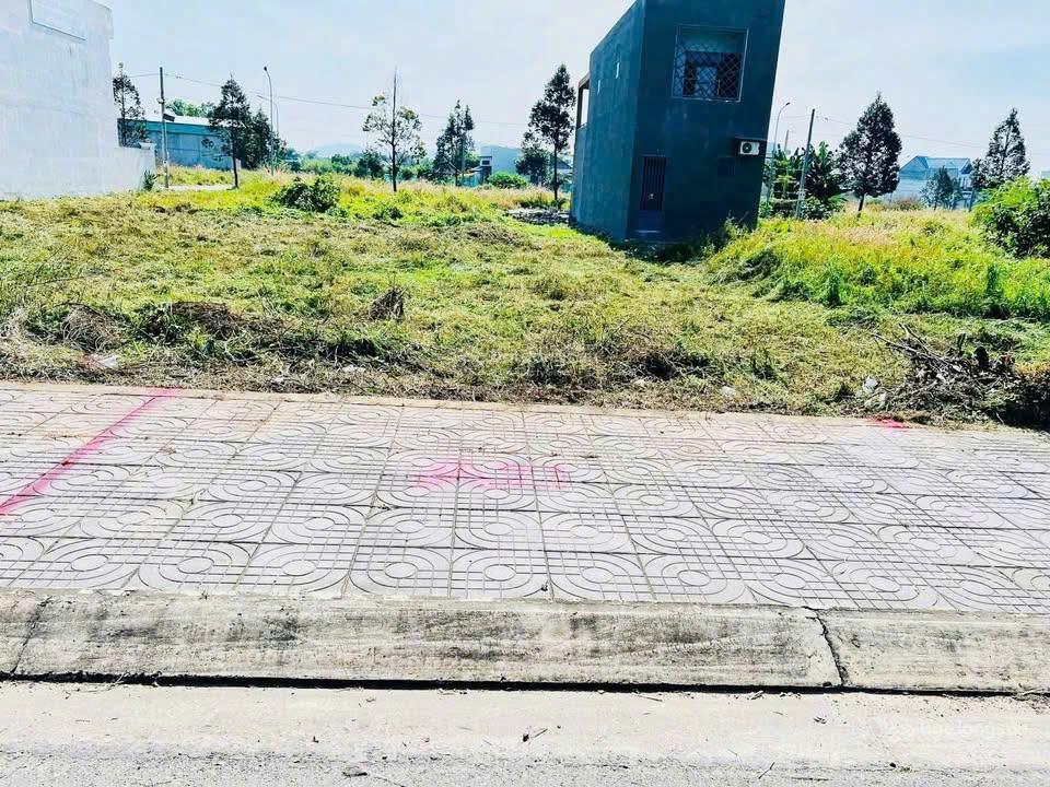 Dt 5*26m, giá 2.6 tỷ. ai đang tìm đất ở thật tại trung tâm tp. bà rịa ...