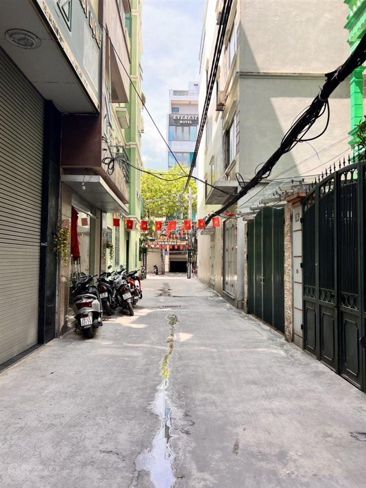 Nhà mặt ngõ nguyễn ngọc nại 9 tầng thang máy dòng tiền siêu ổn định