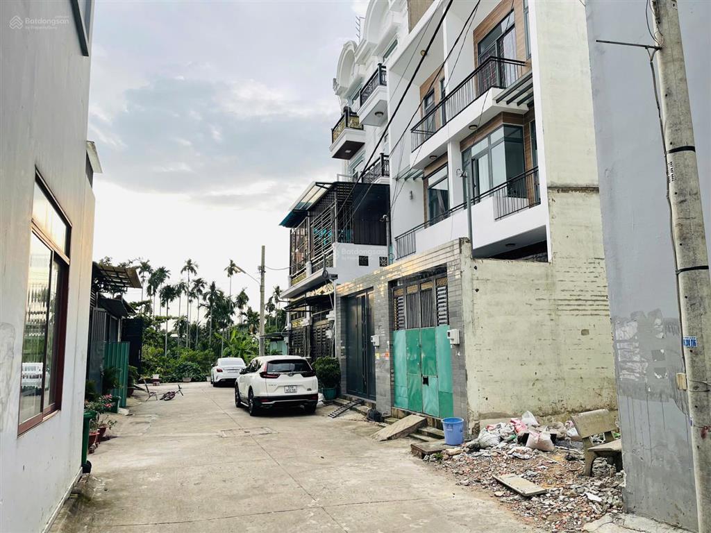 Đất cách mặt tiền thạnh lộc 19 khoảng 20m