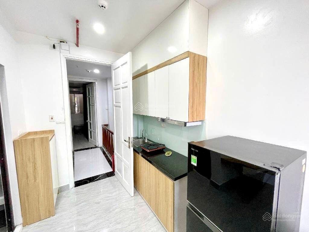 Chung cư mini phố triều khúc 7 t,thang máy, nhà mới , 12pn khép kín ...