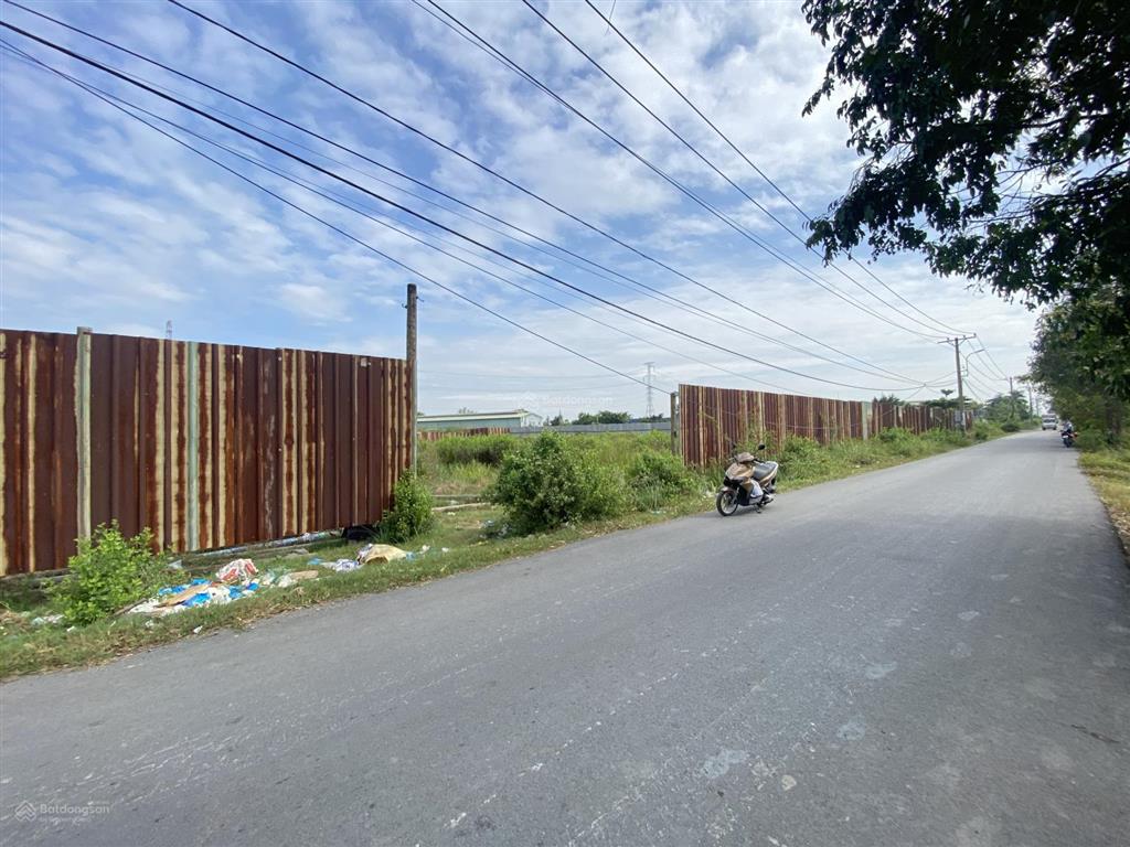 Bán 1000m2 kênh 8 gần võ trần chí và bv phạm ngọc thạch