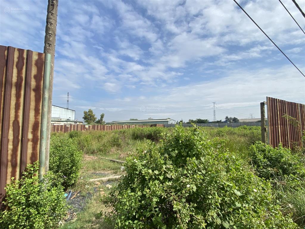 Bán 1000m2 kênh 8 gần võ trần chí và bv phạm ngọc thạch