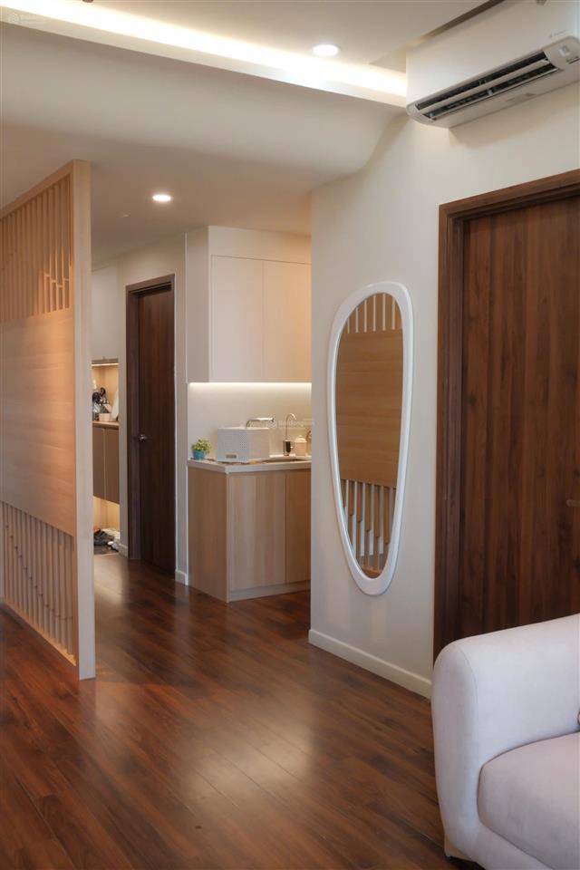 Bán 2 pn, 2wc full nội thất tầng cao tòa mp6 giá 4,55 tỷ