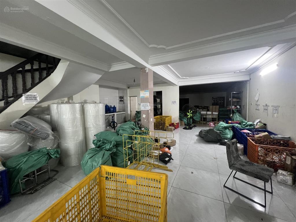 Mặt phố ngô gia tự 220m2 mặt tiền 8m 4 tầng dân xây xây toà nhà ...