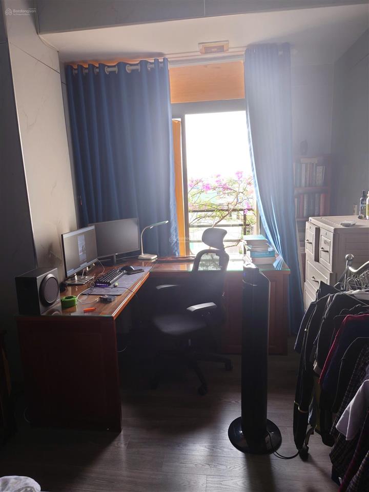 Bán căn hộ thuận việt, phố lý thường kiệt, p. 15, q. 11