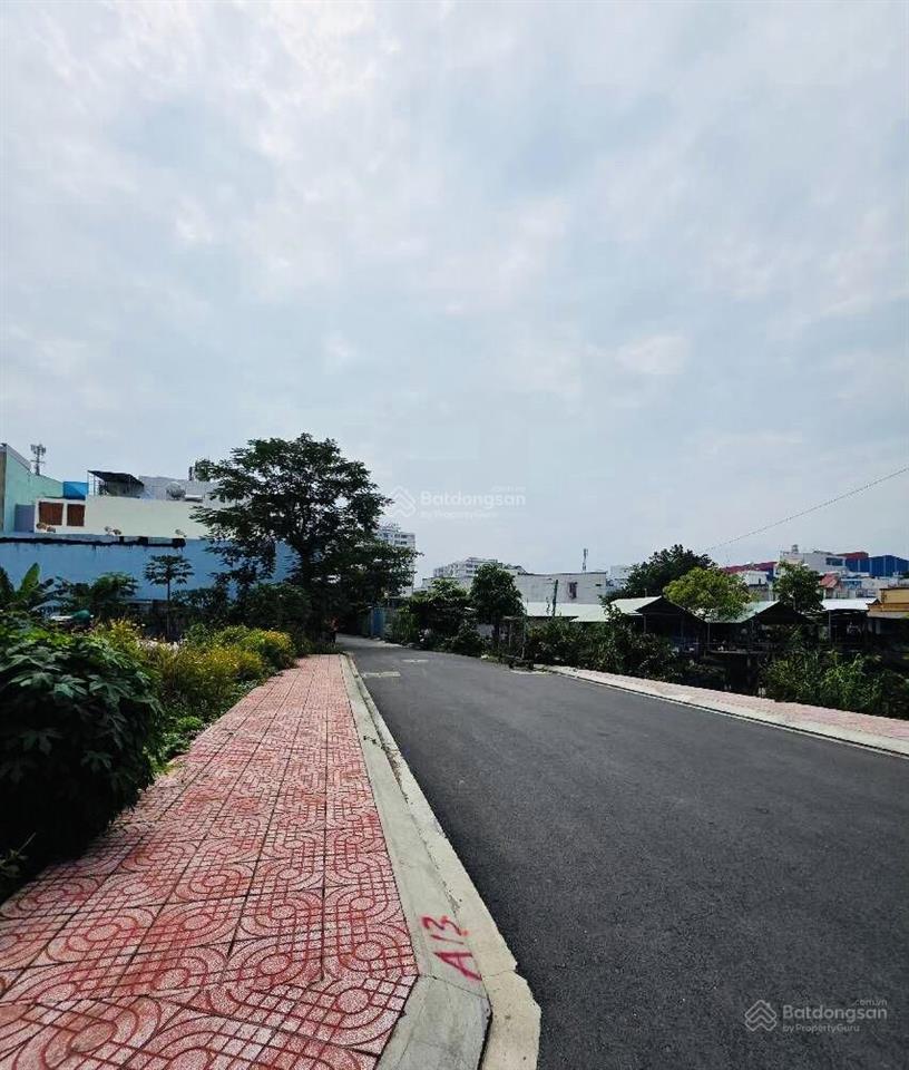 Đất mt đường nhựa,an dương vương,an lạc,khu xd 5 tầng,4.5x13,giá chỉ 5. ...