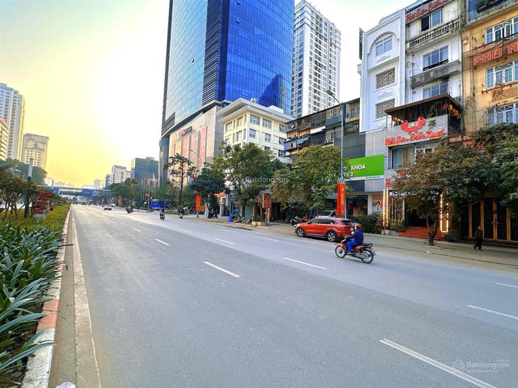 Bán nhà mặt phố nguyễn chí thanh đống đa kinh doanh vỉa hè rộng dt 112m ...