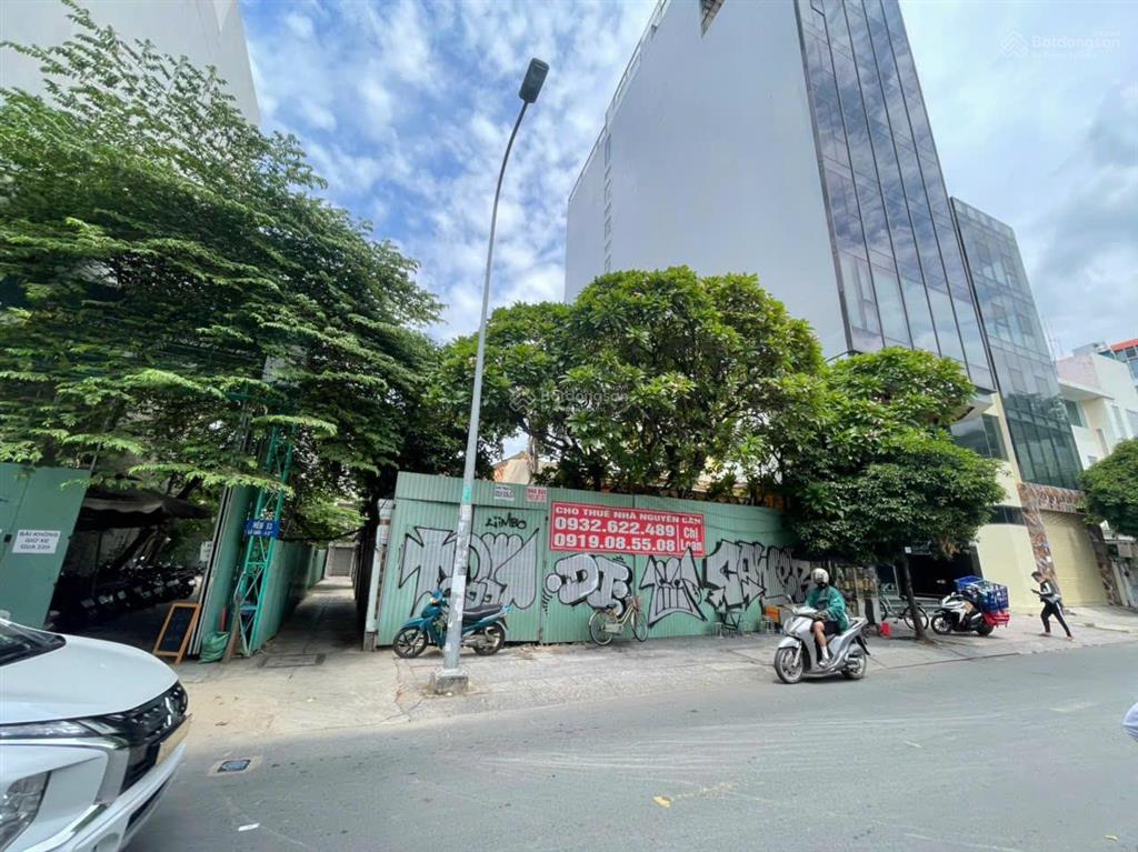 Bán khuôn đất xây cao tầng 700m2 mt số 53 hồ hảo hớn, quận 1 giá rẻ ...